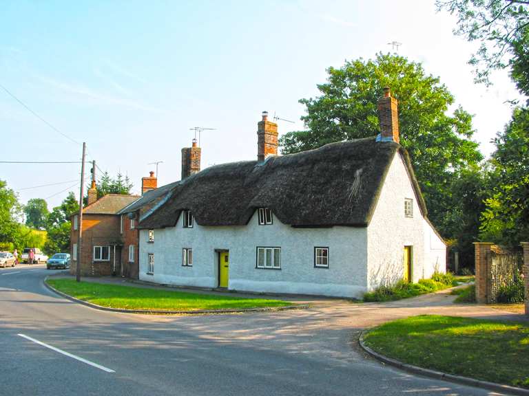 Brades Acre Campsite, Tilshead – Itinéraires vélo & Comment s'y rendre ...