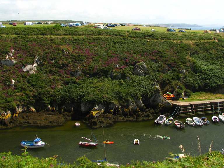 Porthclais Harbour: Wanderungen und Rundwege | komoot