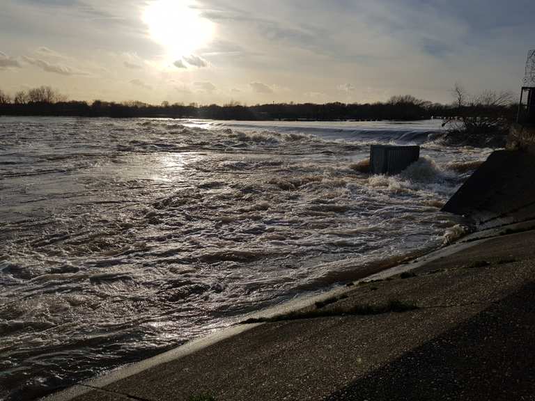 Beeston Lock - Cycle Routes and Map | Komoot