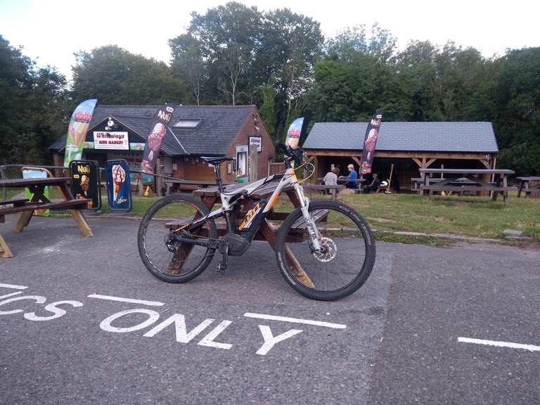 Whiteways Cafe and MTB Trails: Mountainbike-Touren und -Trails | komoot
