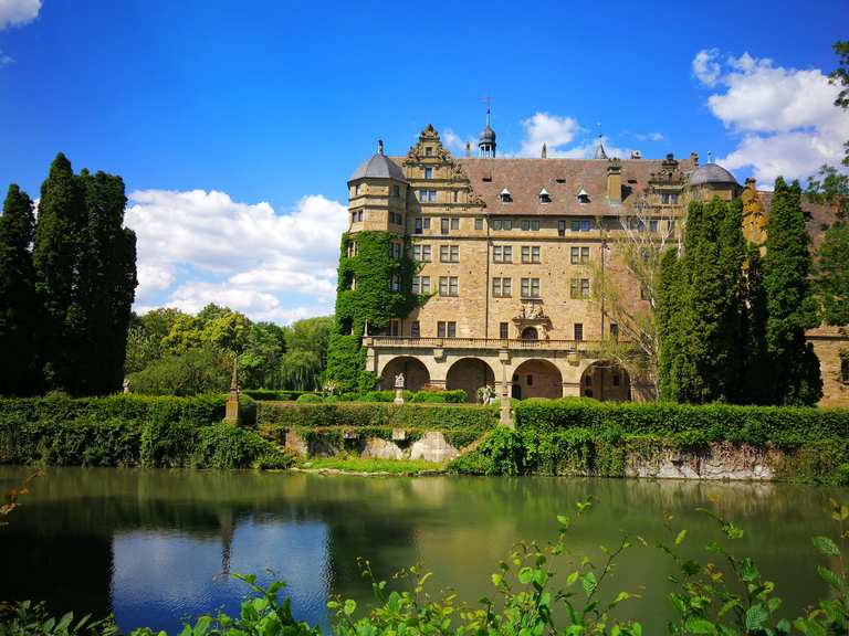 Schloss Neuenstein – Blick auf Waldenburger Schloß Runde von Öhringen ...
