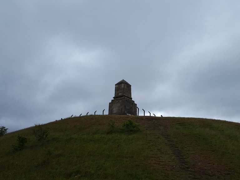 John Wedgwood Monument on Bignall Hill Routes for Walking and Hiking ...