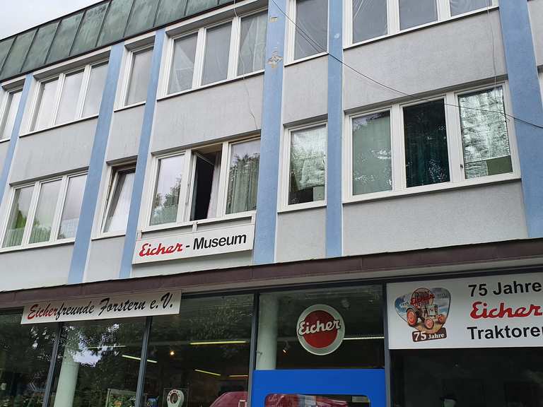 Eicher Traktoren Museum: Wanderungen und Rundwege | komoot
