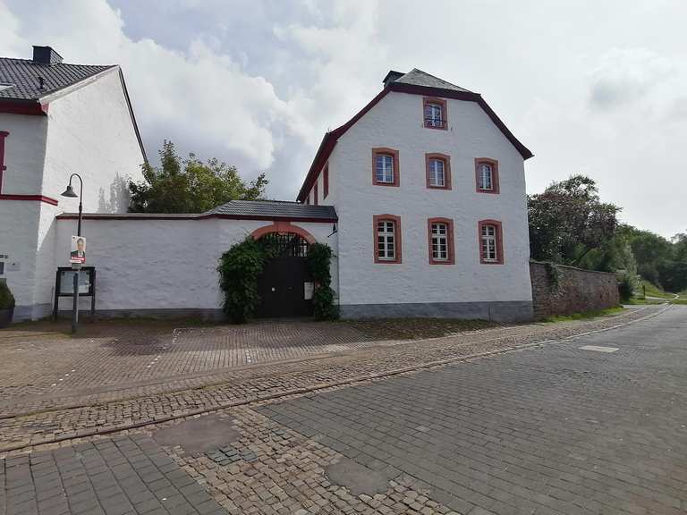 historischer Ortskern Olef: Rennradfahren und Rennradtouren | komoot