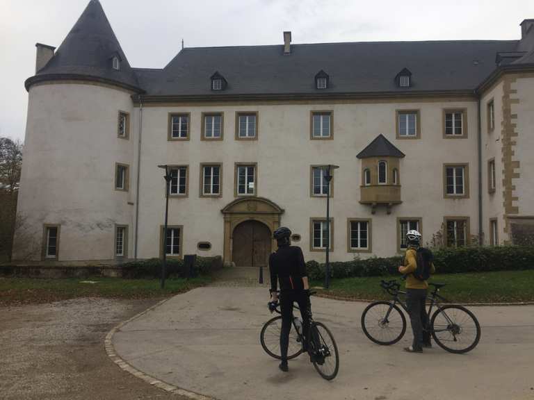 Schloss Sassenheim : Radtouren und Radwege | komoot