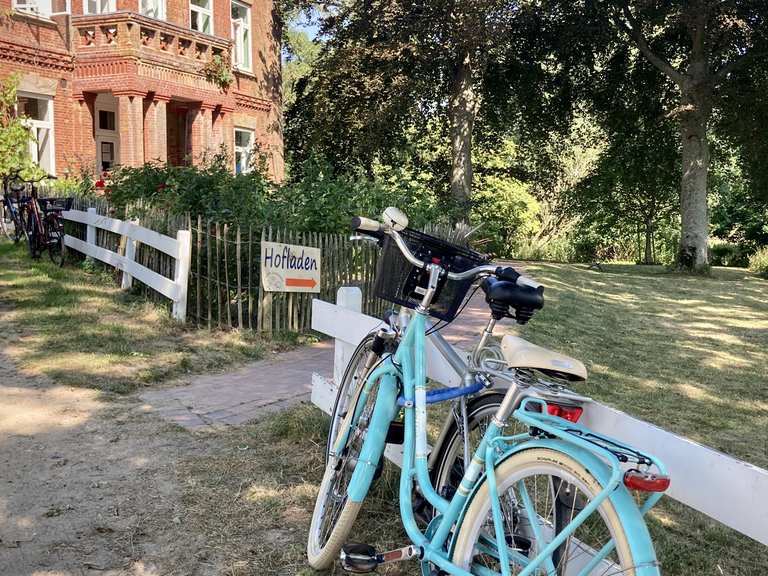 Friese schapenkaasmakerij - boerderijwinkel fietsroutes en kaart | Komoot