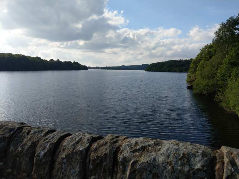 Anglezarke Bridge and Reservoir View Routes for Walking and Hiking | Komoot