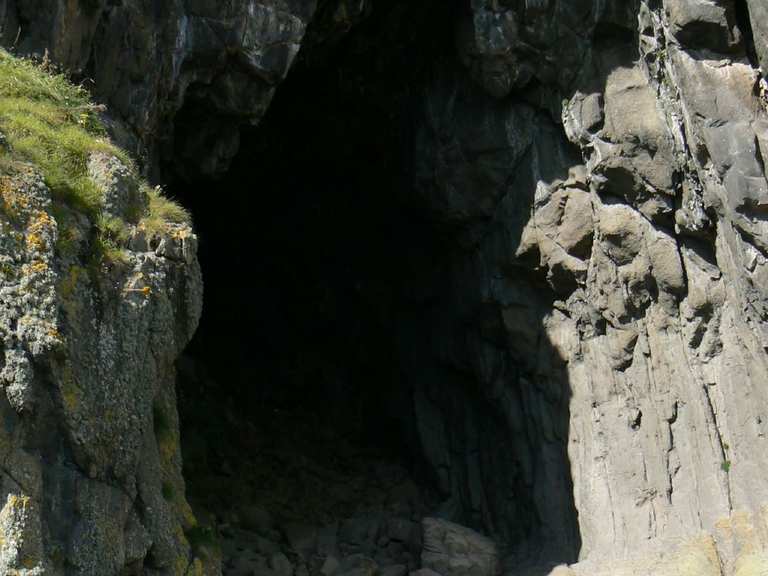 Black Cave (Bennan Head) Routes for Walking and Hiking | Komoot