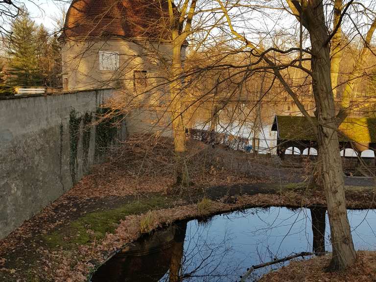 Schloss Hermsdorf mit Parkanlage: Wanderungen und Rundwege | komoot