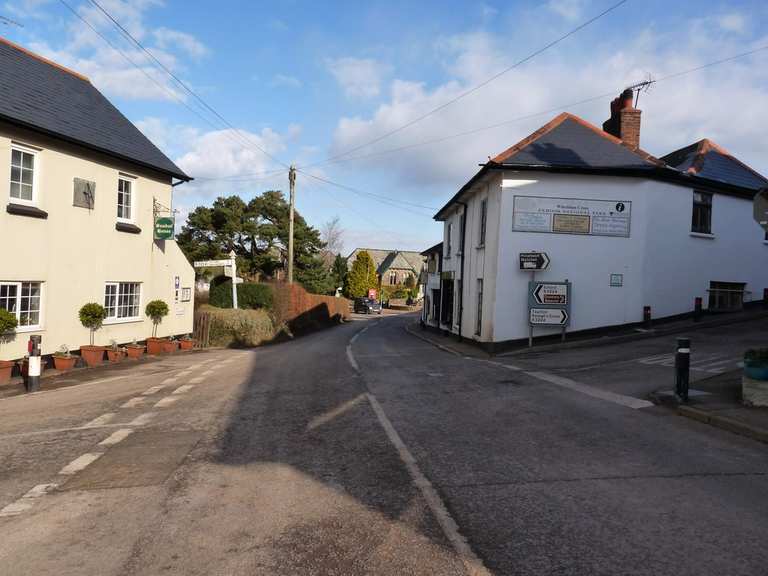Wheddon Cross Village Routes for Walking and Hiking | Komoot