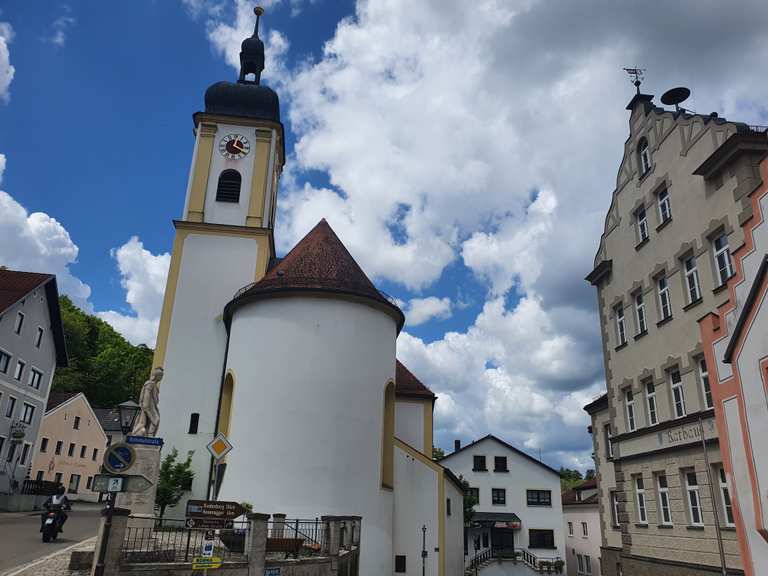 Burg Stein zu Altmannstein – Kirche Altmannstein Runde von Altmannstein ...