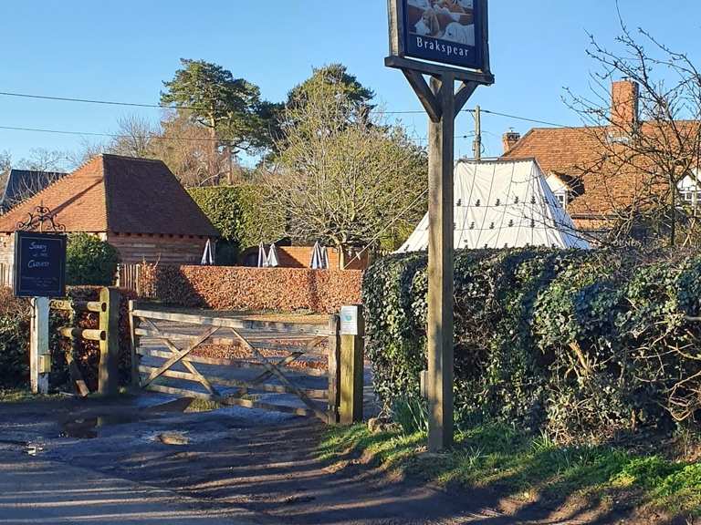 Watlington Hill. – Fox & Hounds Pub Loop from Ibstone | hike | Komoot