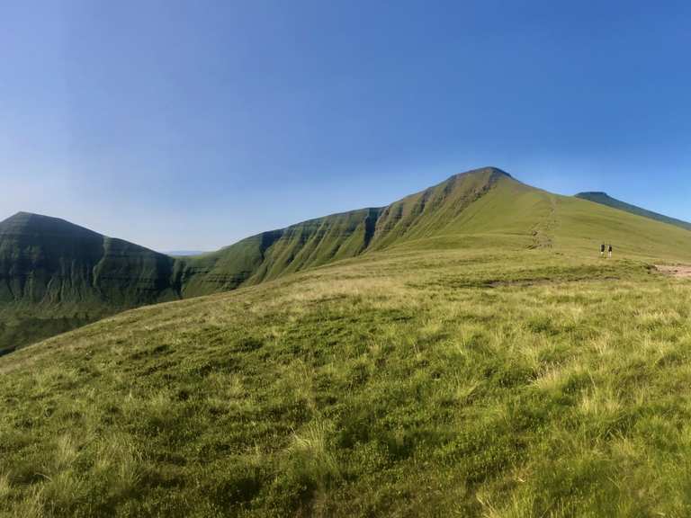 Cwm Gwdi to Pen y Fan Segment, Brecon, Wales. - Routes for Walking and ...