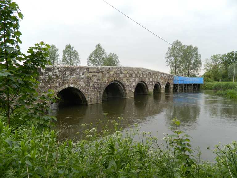 Crawford Bridge über den River Stour: Wanderungen und Rundwege | komoot