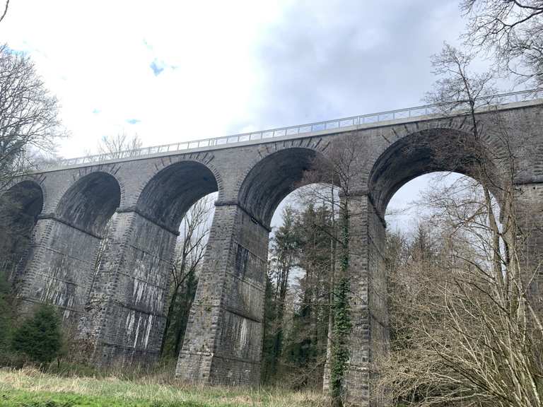 Grand pont de Blaimont: Wanderungen und Rundwege | komoot