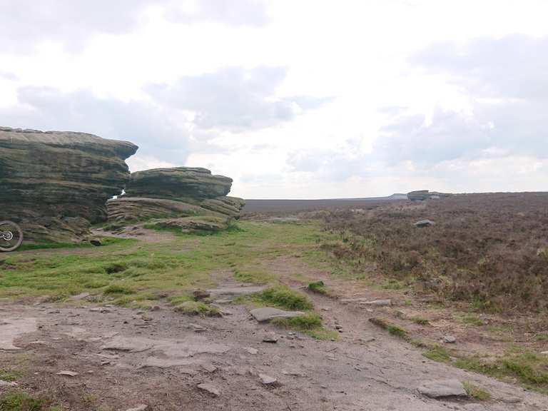 Ox Stones to Houndkirk Moor descent - Mountain Bike Trails & Tracks ...