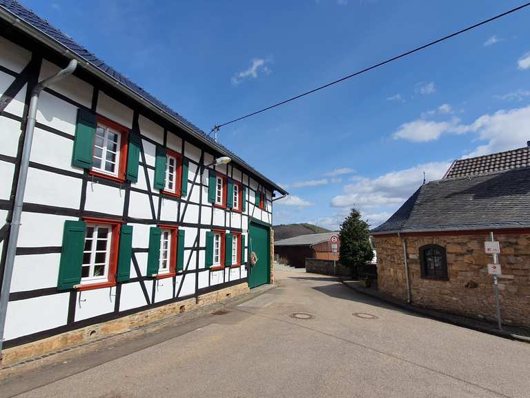 Josef Kapelle in Gilsdorf Routes for Walking and Hiking | Komoot