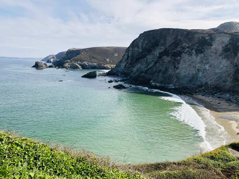 St Agnes Bay from Perranporth on the South West Coast Path — Cornwall ...