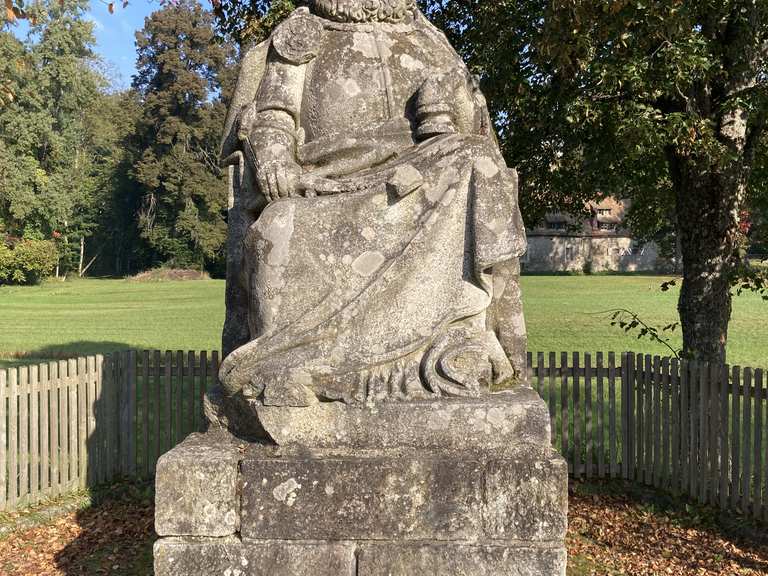 Gambrinus-Statue (Bayerischer Bierkönig) Routes for Walking and Hiking ...