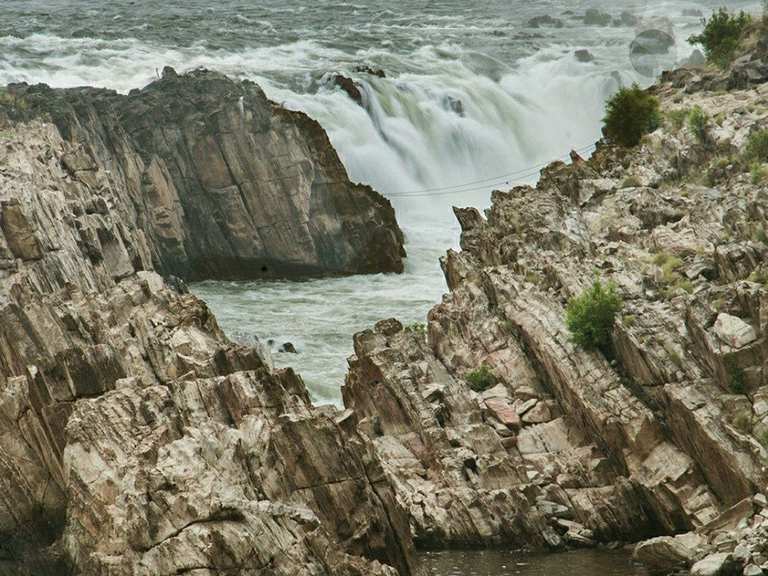 The Dhuandhar Falls, Jabalpur: Wanderungen und Rundwege | komoot