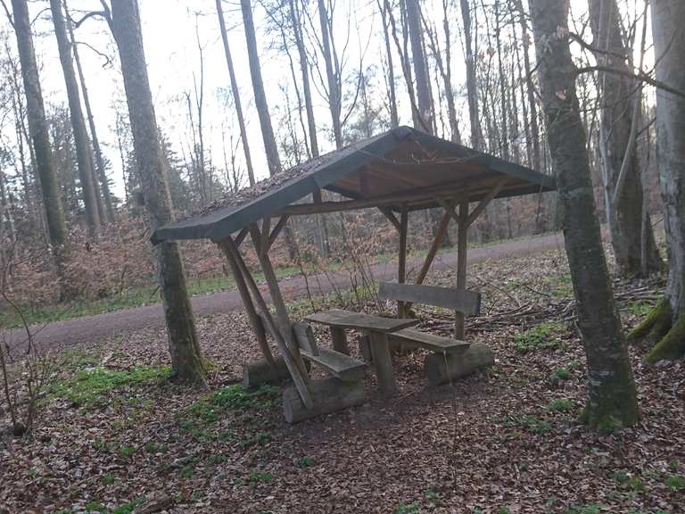 Idyllischer Unterstand mit Bank: Mountainbike-Touren und -Trails | komoot