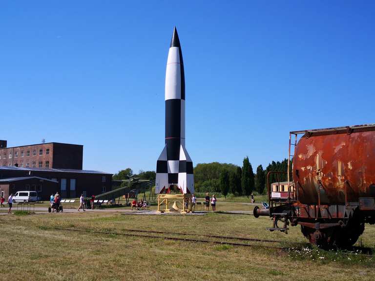 V2 Rakete. Erstes von Menschen geschaffenes Objekt im Weltraum ...