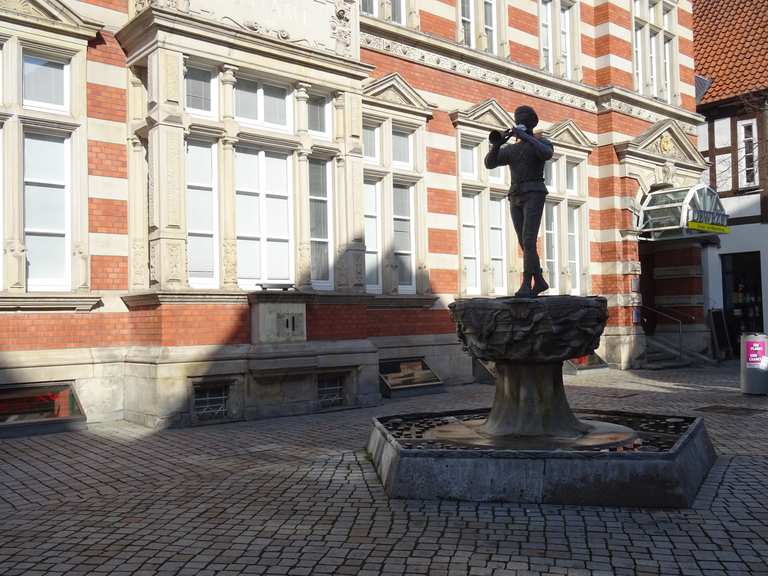 Rattenfänger Statue Hameln wandelroutes en hikes | Komoot