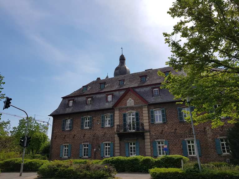 Burg Efferen: Wanderungen und Rundwege | komoot