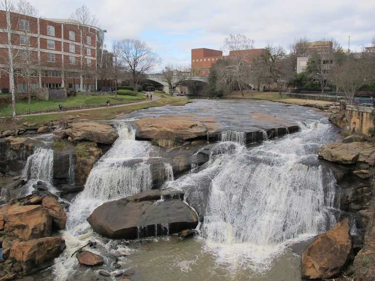 Swamp Rabbit Trail naar Furman University — Greenville, South Carolina ...