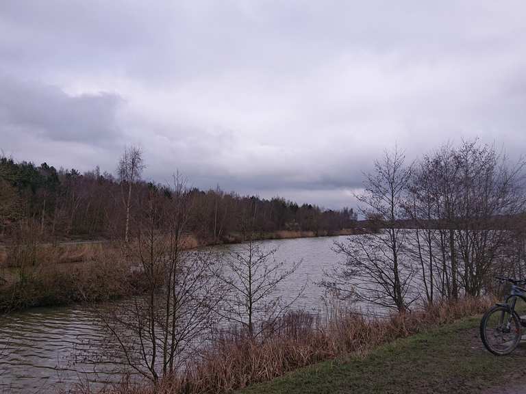 Poolsbrook Country Park Lake - Cycle Routes and Map | Komoot