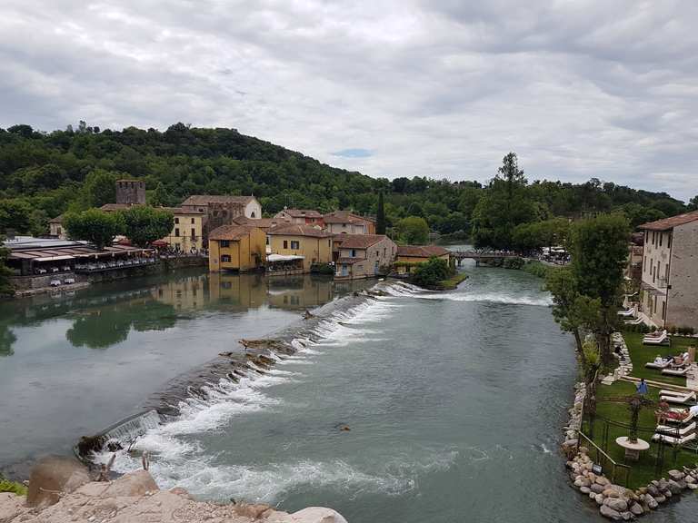 Borghetto Road Cycle Routes and Map | Komoot