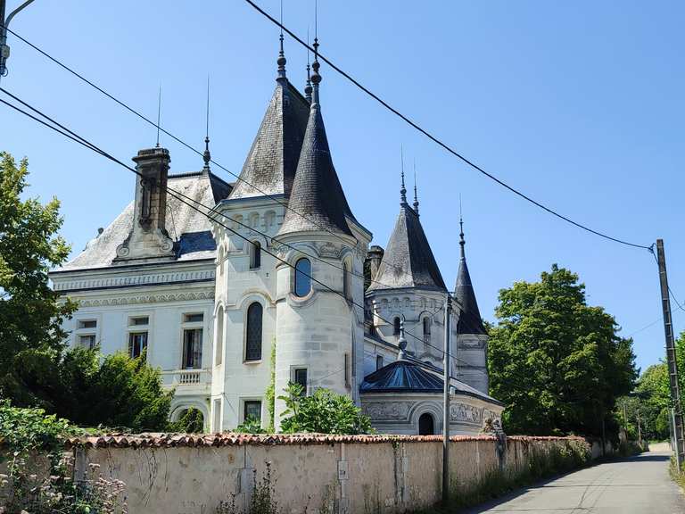 Château des Chabannes - Sentiers et pistes de VTT | Komoot
