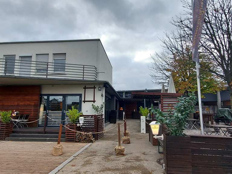 Bootshaus mit Biergarten: Wanderungen und Rundwege | komoot