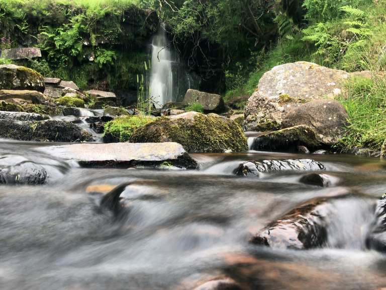 Talybont-on-Usk Reservoir loop along the Taff Trail — Brecon Beacons ...