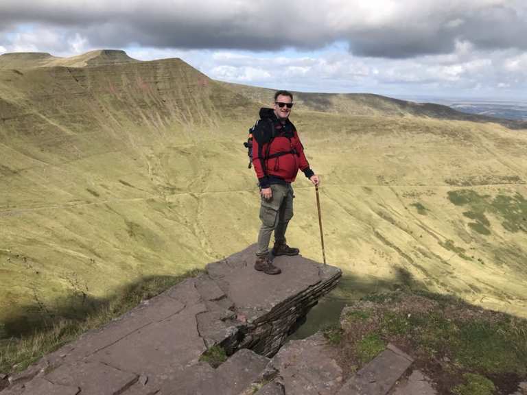 Pen y Fan Horseshoe Ridge — Brecon Beacons National Park | hike | Komoot
