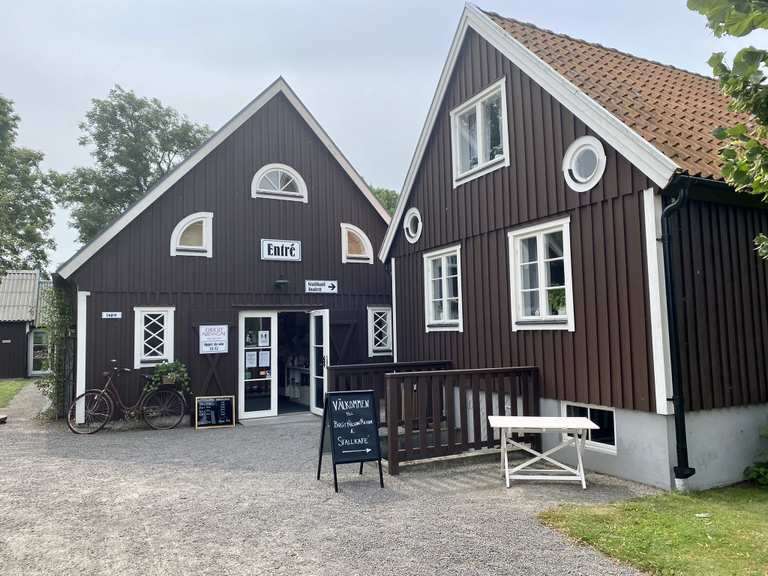 Birgit Nilsson Museum – Hiking & Cycling Routes | Komoot