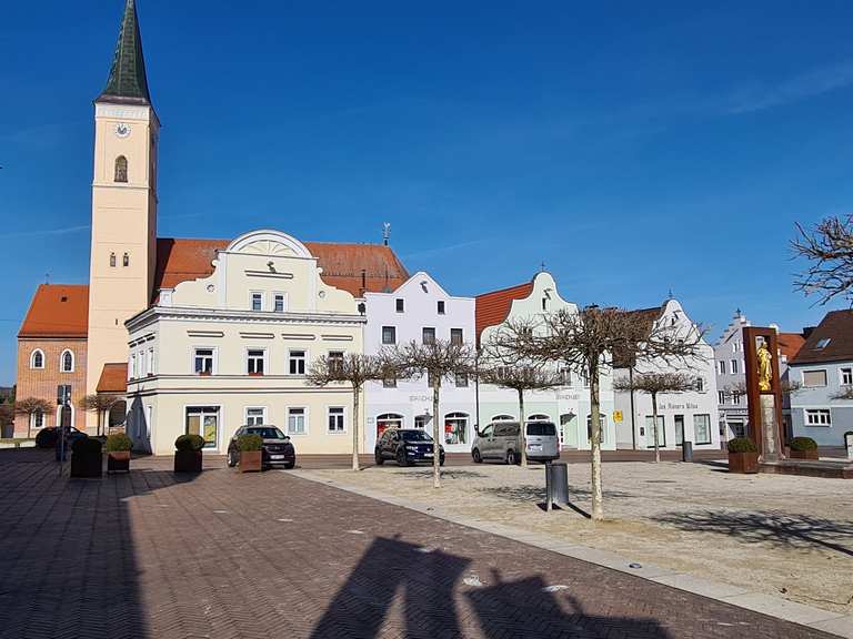 Marktplatz Frontenhausen : Radtouren und Radwege | komoot