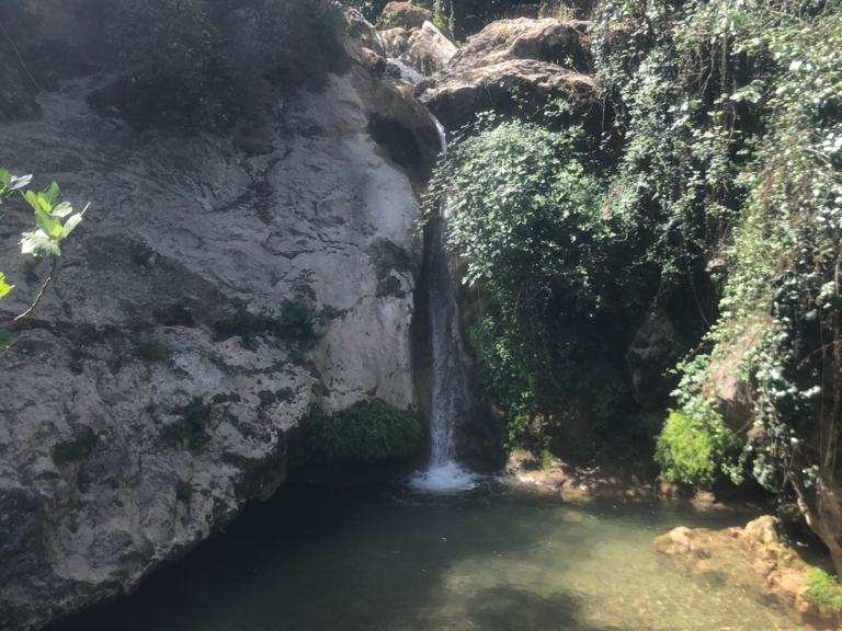 Las Neveras del Río Genilla: Rutas de senderismo y caminatas | Komoot
