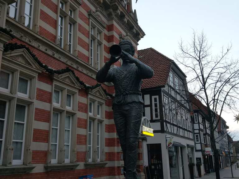 Rattenfänger Statue Hameln Routes for Walking and Hiking | Komoot