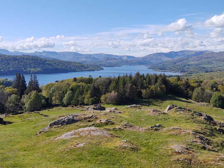 View of Lake Windermere from Brant Fell Routes for Walking and Hiking ...