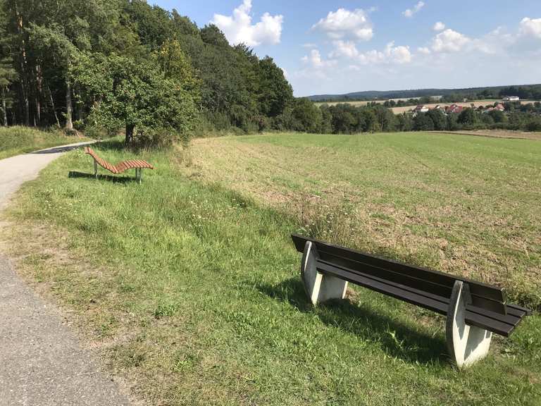 „Landeplatz“ zu Lauter : Radtouren und Radwege | komoot