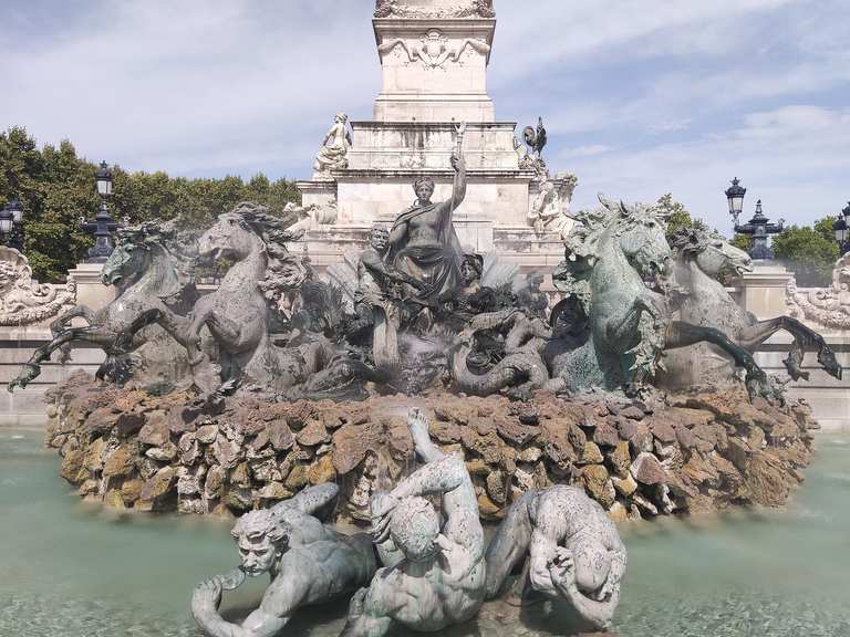 Place de Quinconces - Itinéraires de rando et marche | Komoot