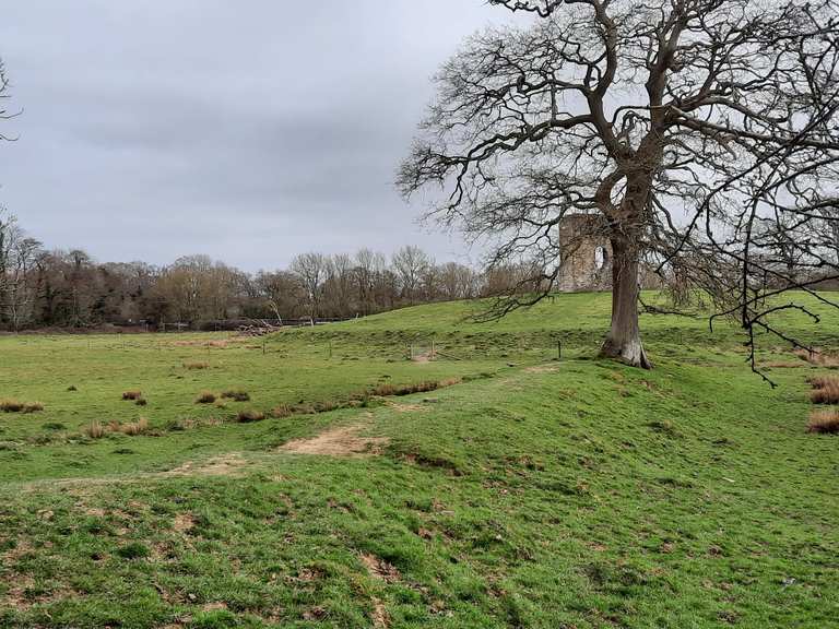 Knepp Castle Ruins Routes for Walking and Hiking | Komoot