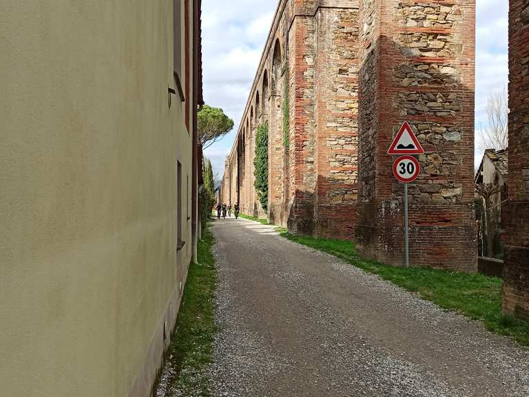 Tempietto di San Concordio e acquedotto Nottolini : Radtouren und ...