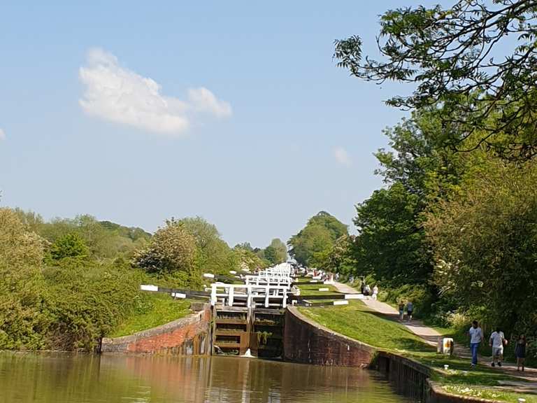 Caen Hill Locks - Cycle Routes and Map | Komoot