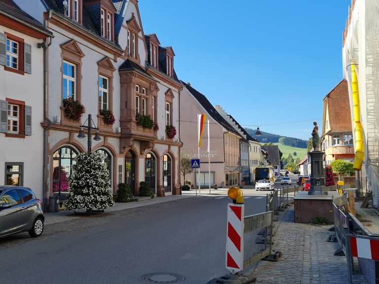 Stadtkirche St. Nikolaus Geisingen: Rennradfahren und Rennradtouren ...