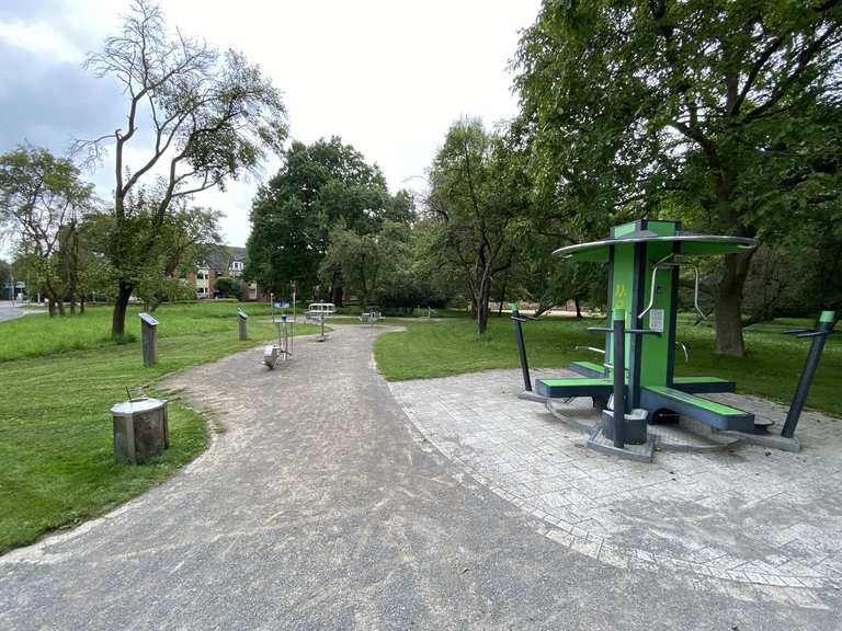 Stadtpark Garbsen mit Baumlehrpfad : Radtouren und Radwege | komoot