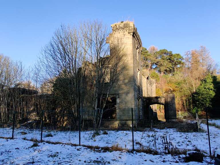 Craigend Castle Routes for Walking and Hiking | Komoot