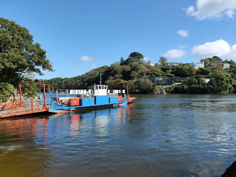 Fowey Hall Walk loop with the Bodinnick and Polruan ferries — Cornwall ...