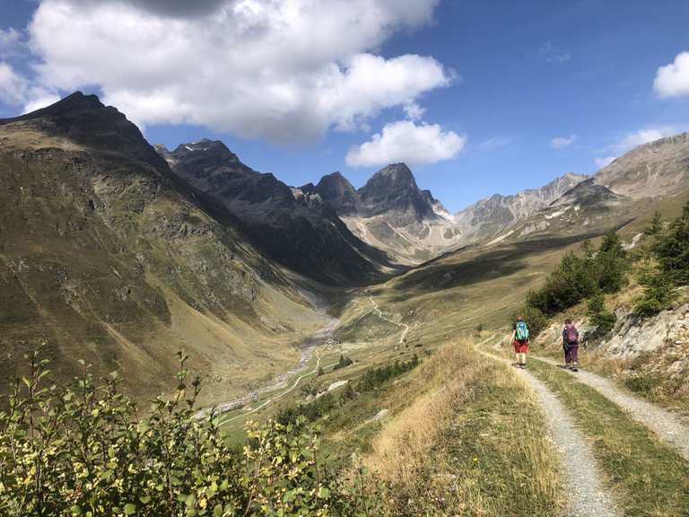 Panorama pur im Tuoi-Tal – Guarda Runde von Guarda | Wanderung | Komoot